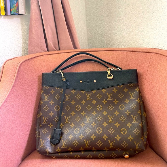 Louis Vuitton | Bags | Genuine Louis Vuitton Black Leather Monogram Canvas Medium Pallas Shopper ...